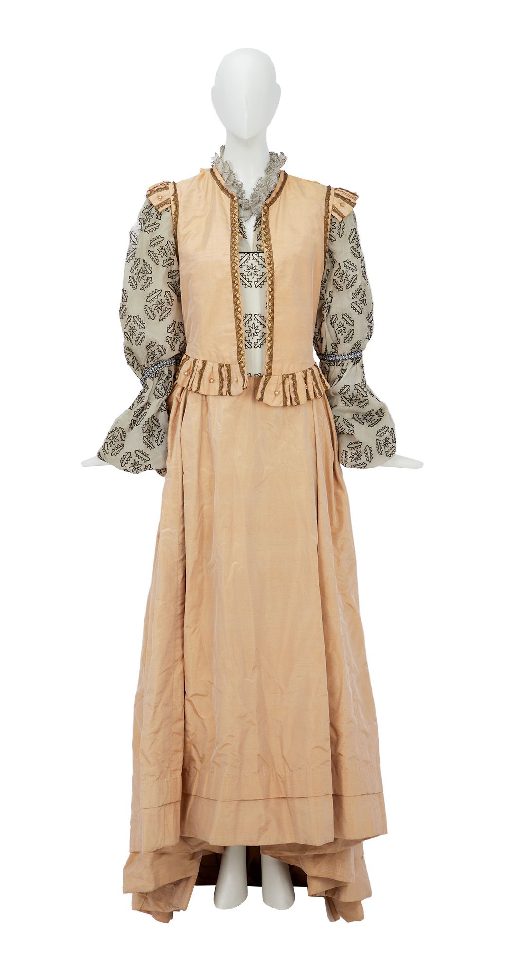 Glenda Jackson | 1971 Elaborate Period Dress from "Mary, Queen of Scots"